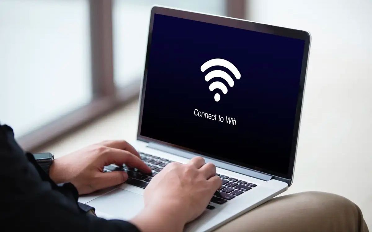 Offline Digital Signage Content and Notifications